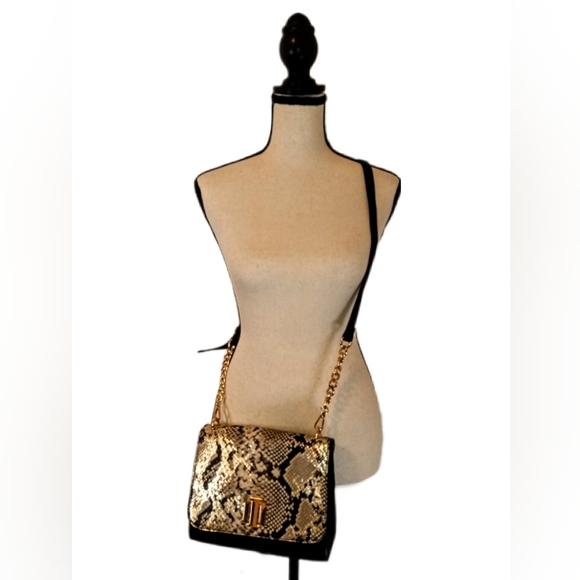 INC International Concepts | Bags | Nwot Inc International Concepts ...